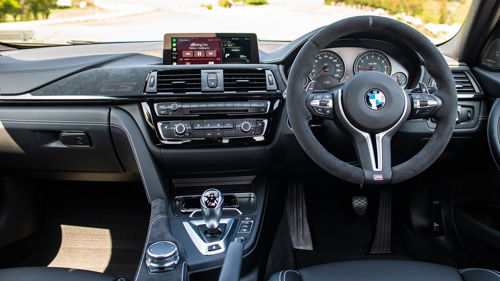 Retrofitting Apple CarPlay / Android Auto in your BMW – Bavarian Automotive